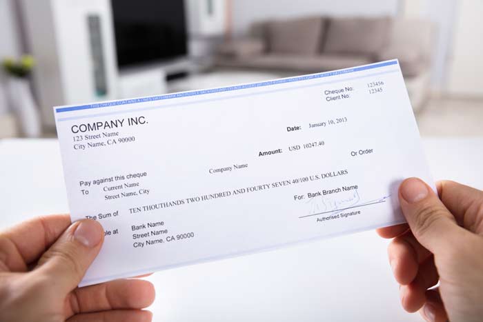 How To Manage Your First Paycheck